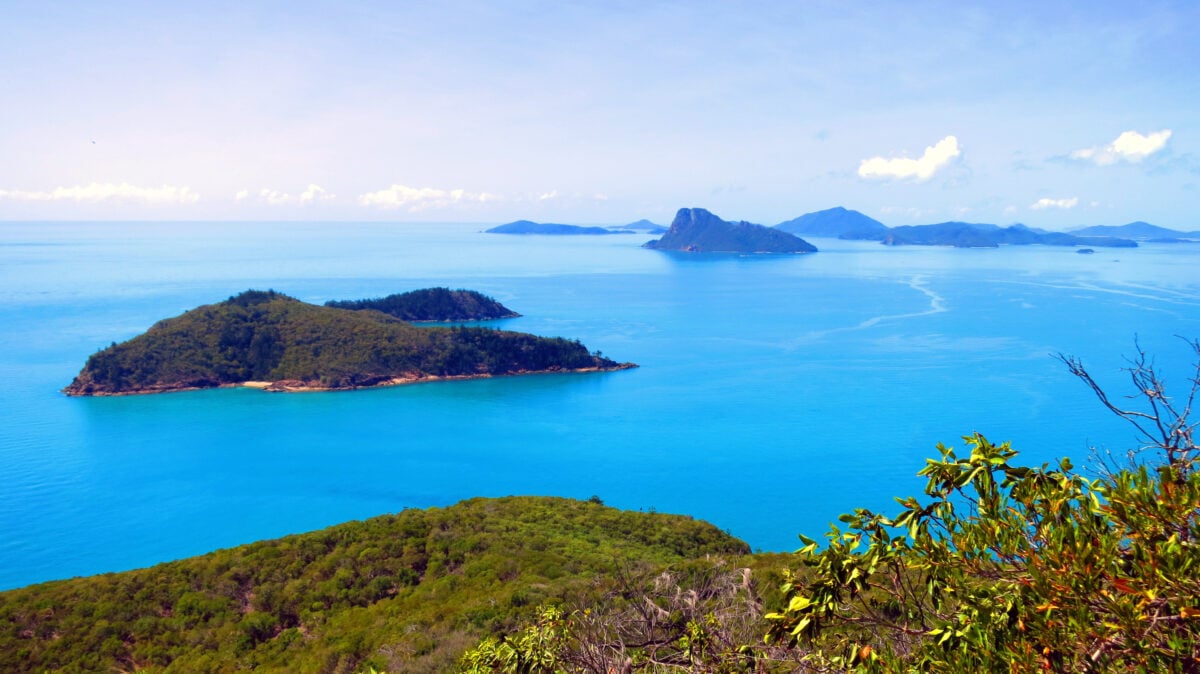 Nearest Airport to the Great Barrier Reef: How to Choose the Best ...